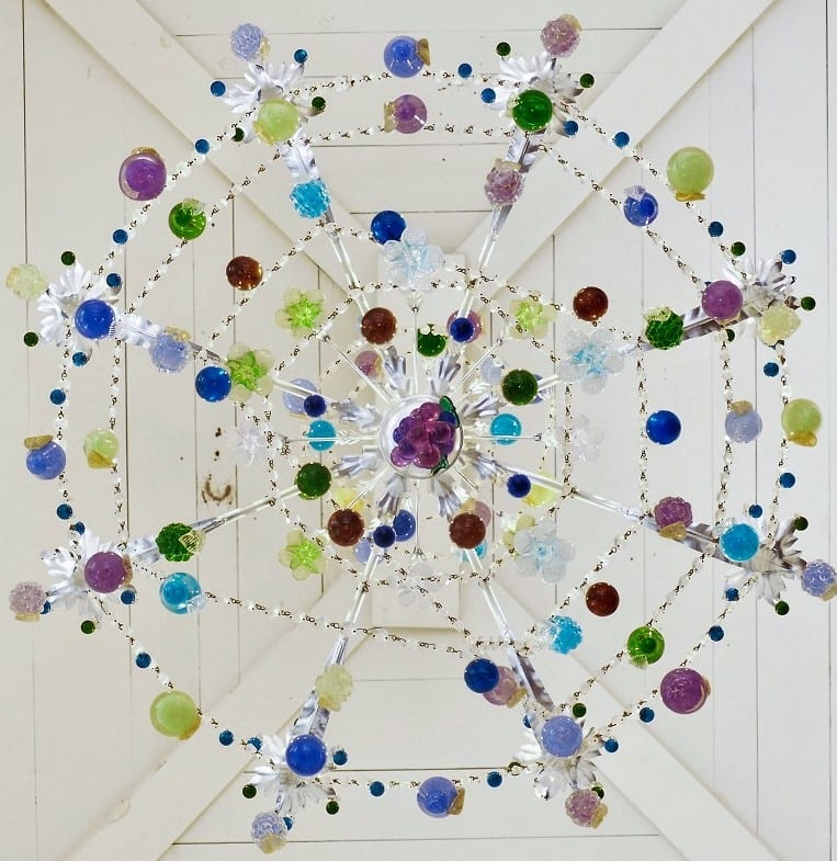 mermaid manor chandelier2 - Mermaid Cottages on Tybee Island, GA