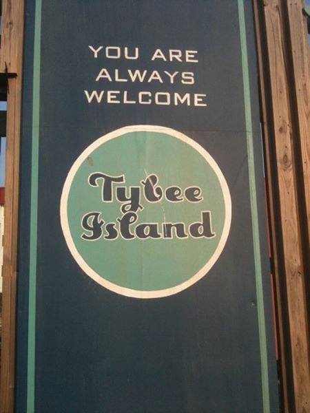 tybee welcome sign - Mermaid Cottages on Tybee Island, GA